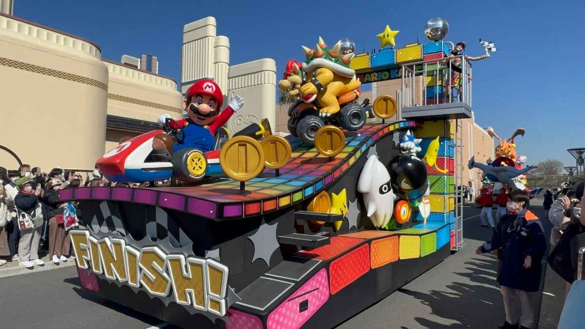 File:USJ No Limit Parade Mario.jpg - Super Mario Wiki, the Mario encyclopedia